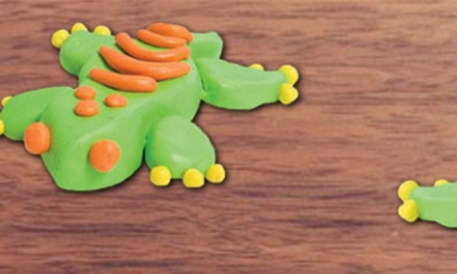 DIY Gecko Craft with Bostik Blu Tack | Easy Kids Activity