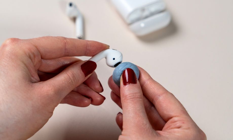 8 of the best Blu Tack® uses around the home | Bostik UK